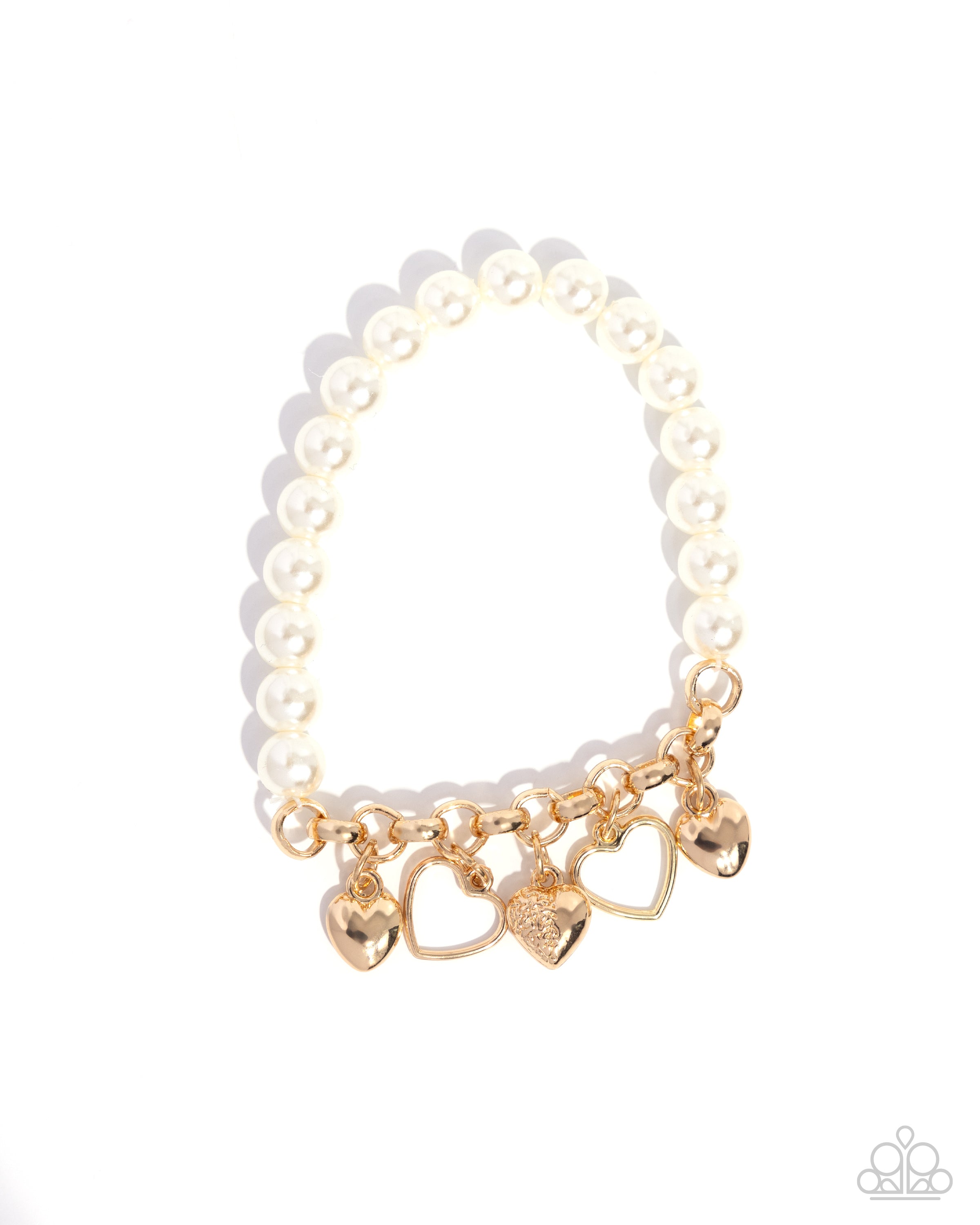 Paparazzi ♥ Charming Candidate - Gold ♥ Bracelet – LisaAbercrombie